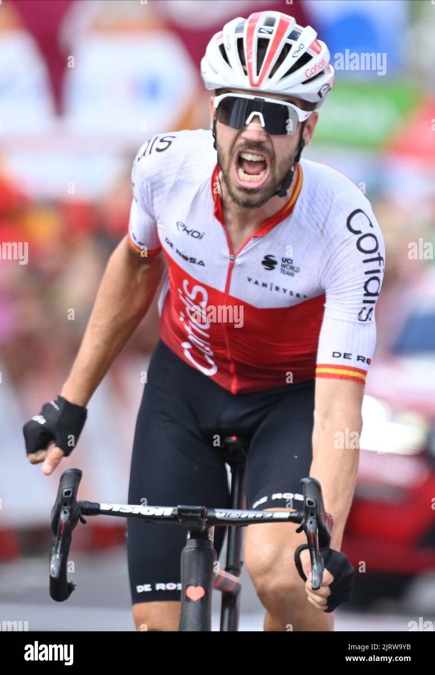 Spanish Jesus Herrada Lopez of Cofidis crosses the finish line to win ...