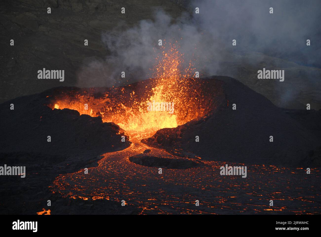 Fagradalsfjall eruption 2022 hi-res stock photography and images - Alamy