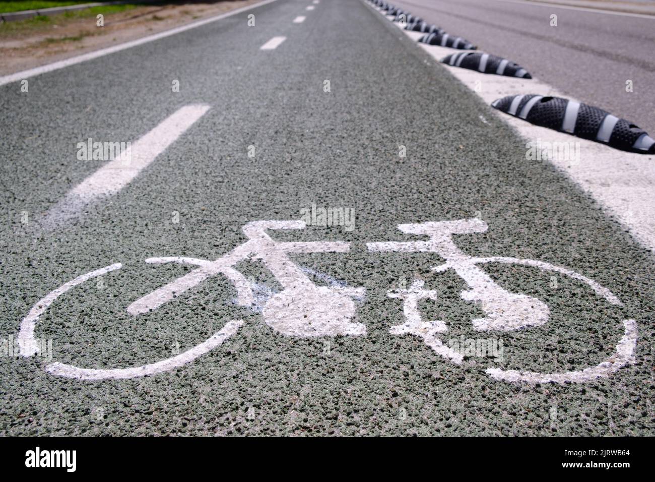 Main street bike lane hi-res stock photography and images - Alamy