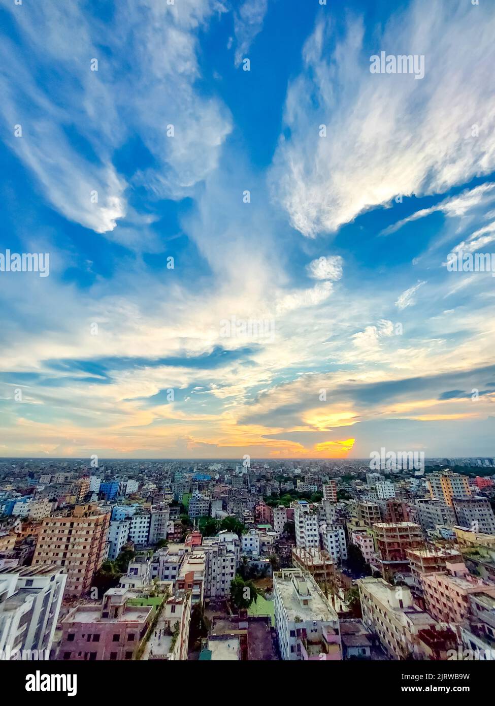 High raise tower hi-res stock photography and images - Alamy