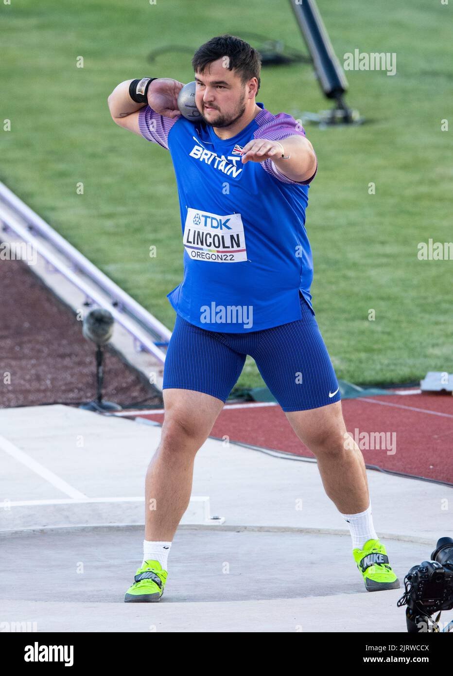 Scott Lincoln of GB&NI competing in the men’s shot put heats at the ...