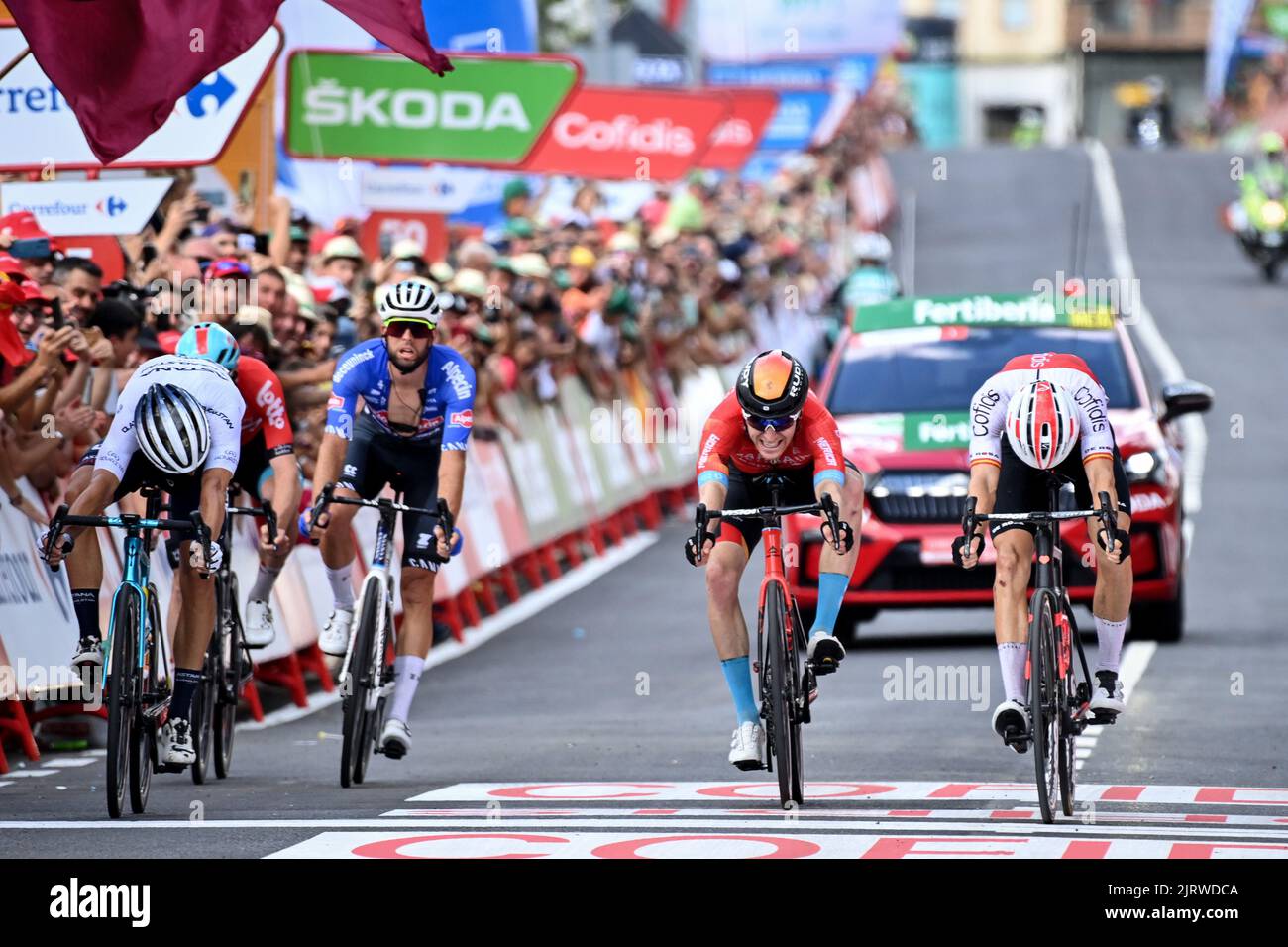 Italian Samuele Battistella of Astana Qazaqstan, Belgian Jimmy Janssens ...