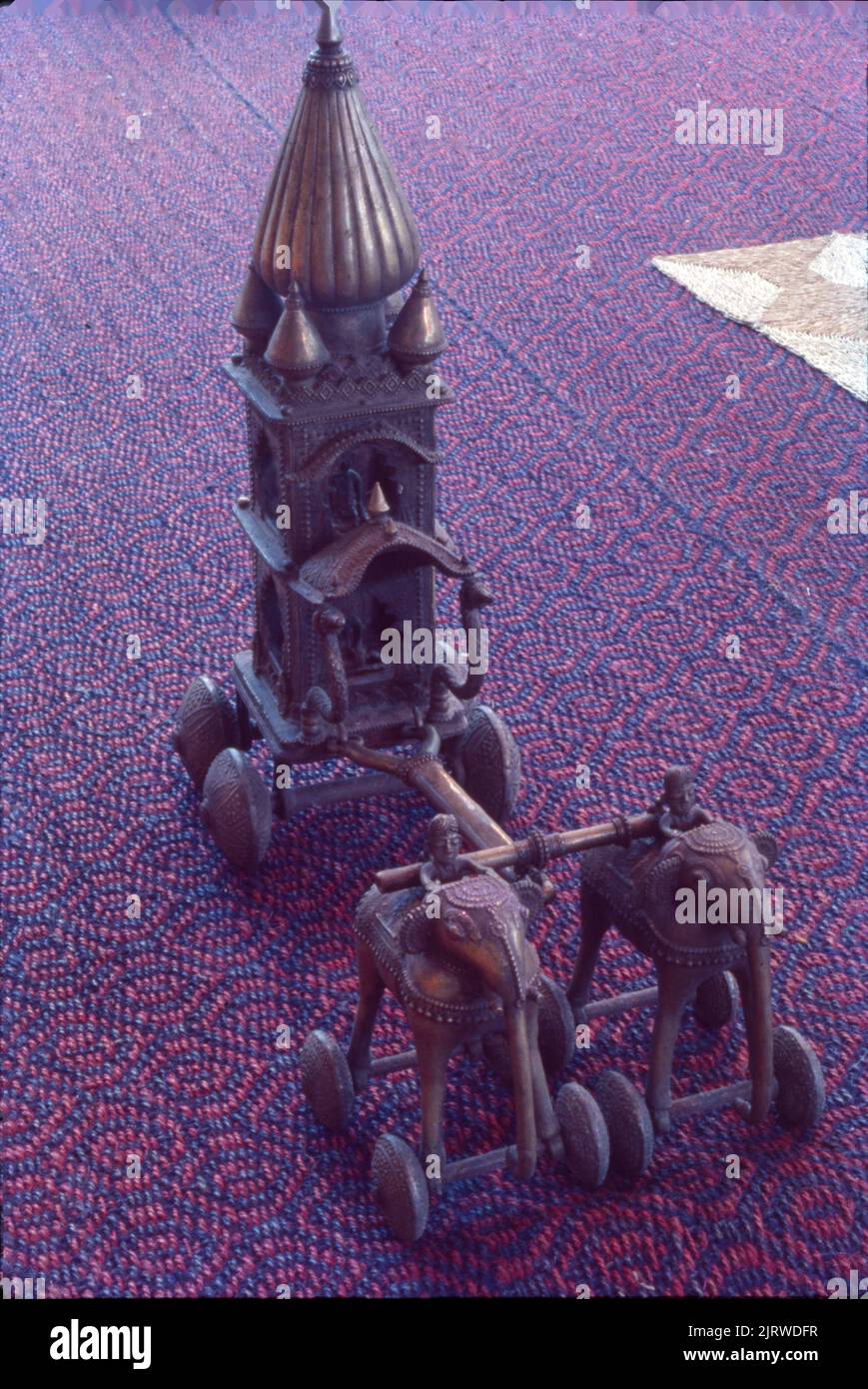 Elephant cart pulling temple hi-res stock photography and images - Alamy