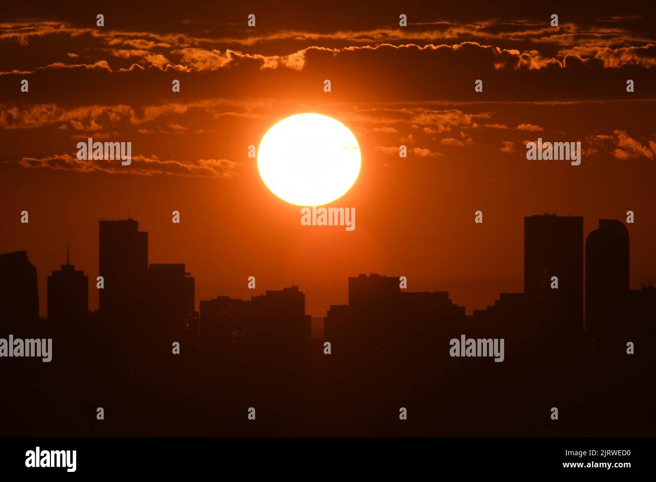 Downtown denver sunrise hi-res stock photography and images - Alamy