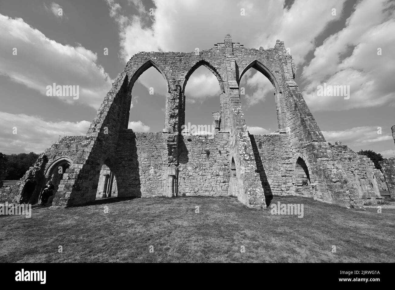 Bayham Old Abbey at Lamberhurst in kent Stock Photo - Alamy