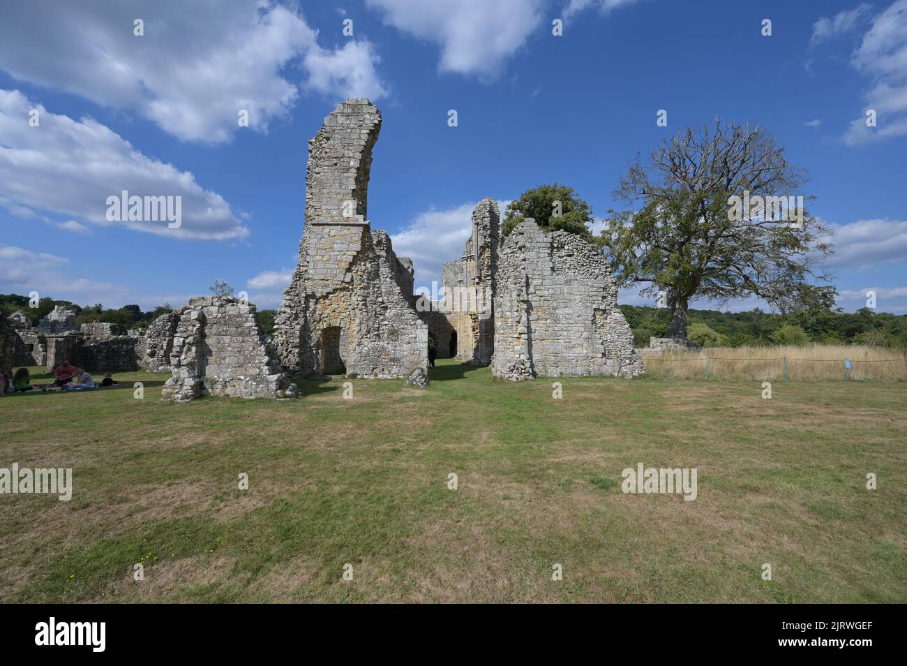Bayham Old Abbey at Lamberhurst in kent Stock Photo - Alamy