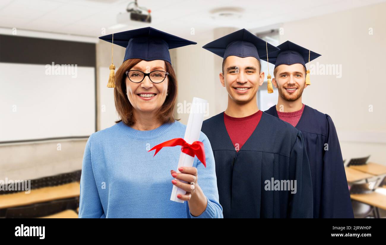 happy graduate students woman with diploma Stock Photo - Alamy