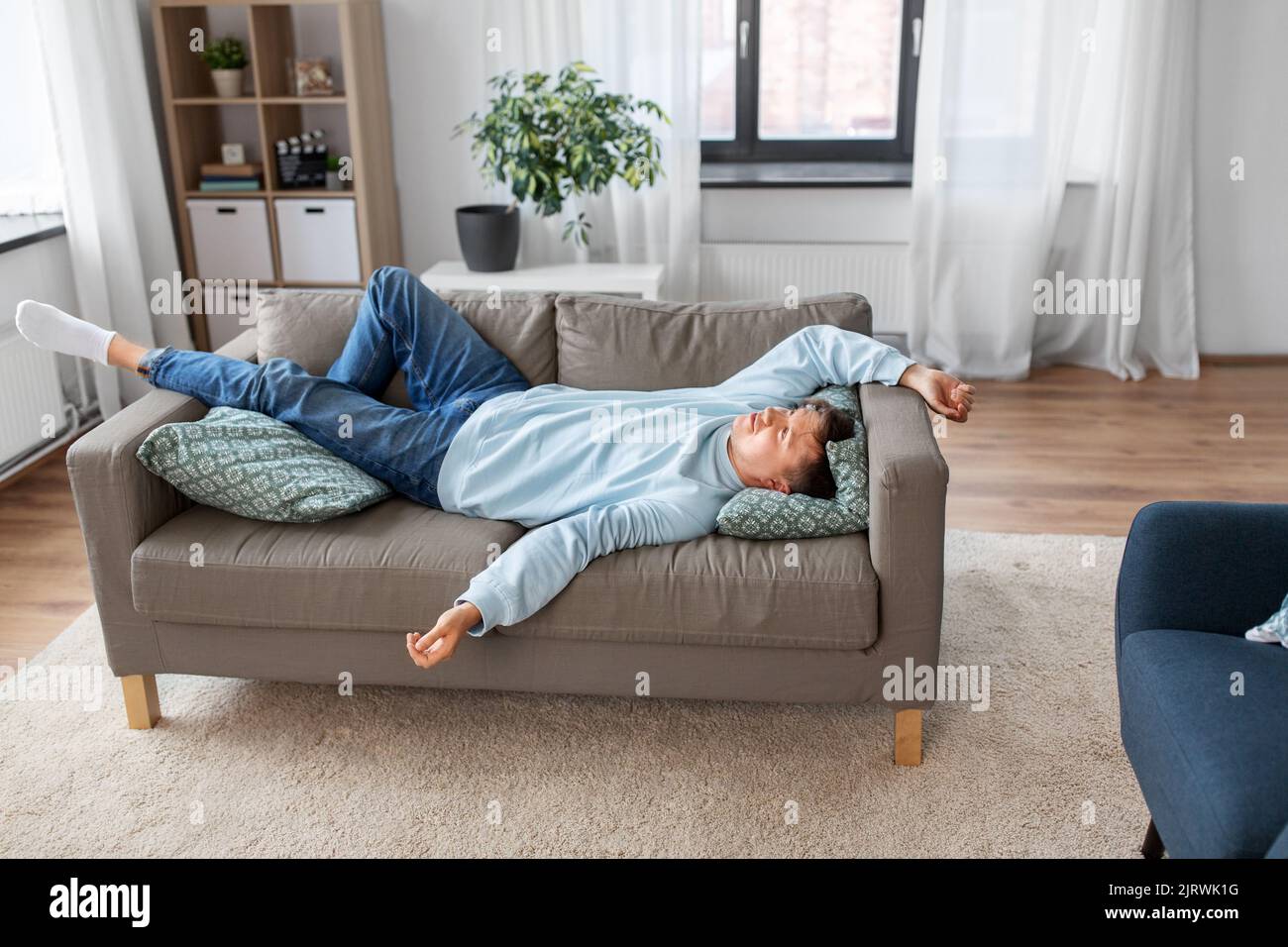 Lazy man sofa hi-res stock photography and images - Alamy