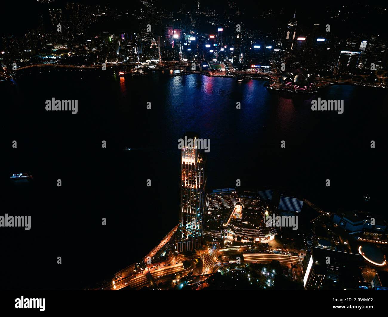 An aerial shot of the Harbor Grand Kowloon hotel with Victoria Harbour ...