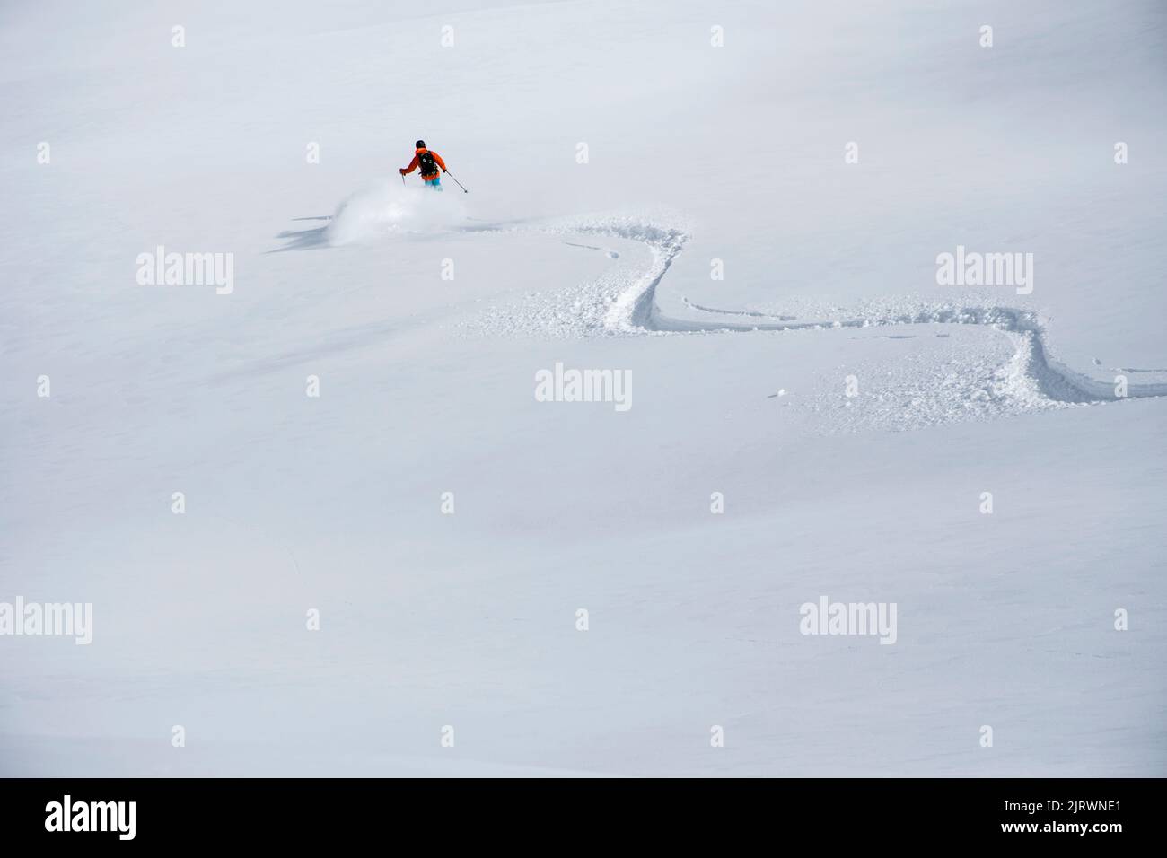 Piste lines hi-res stock photography and images - Alamy
