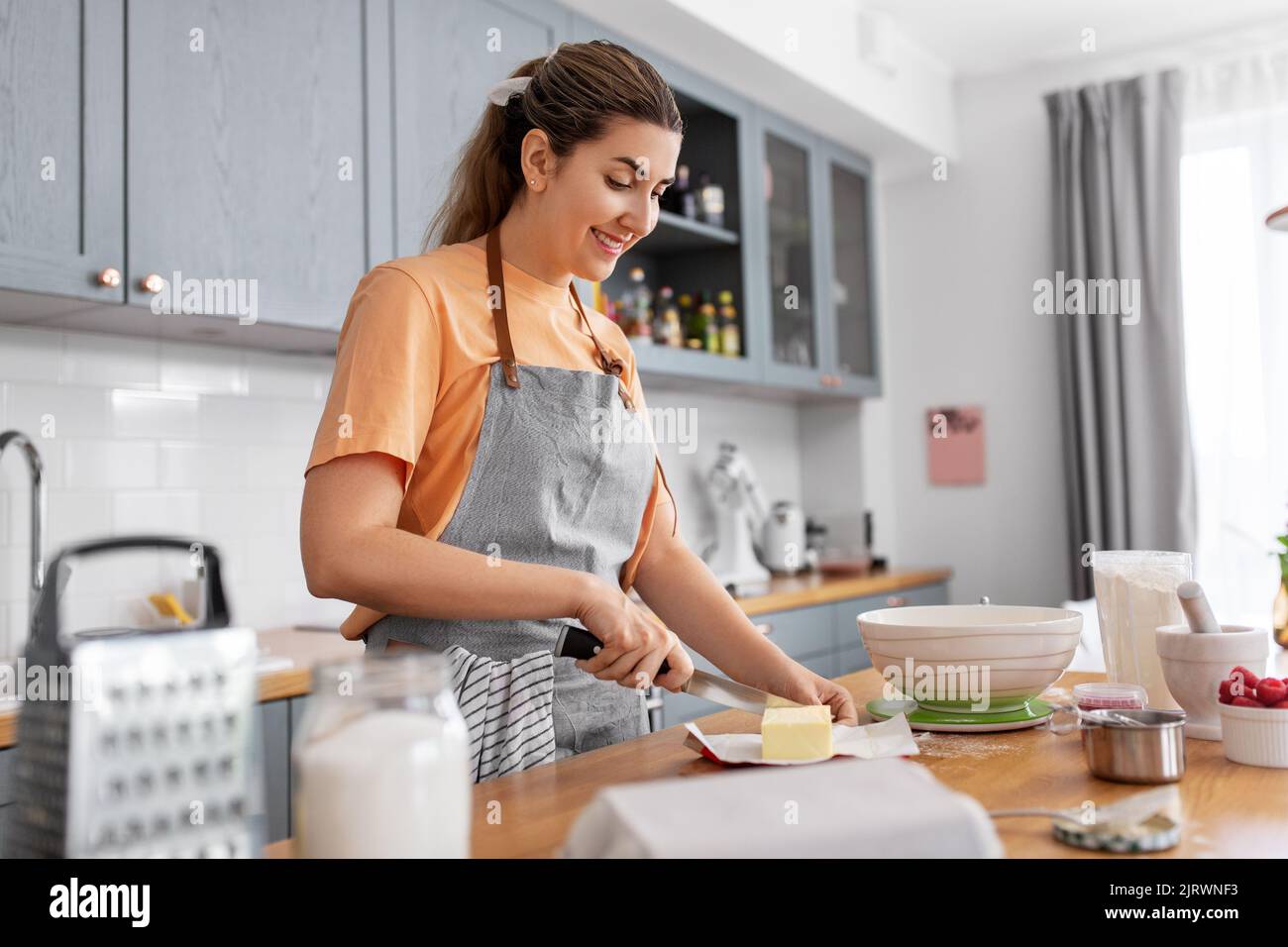 Home baking concept female hi-res stock photography and images - Alamy