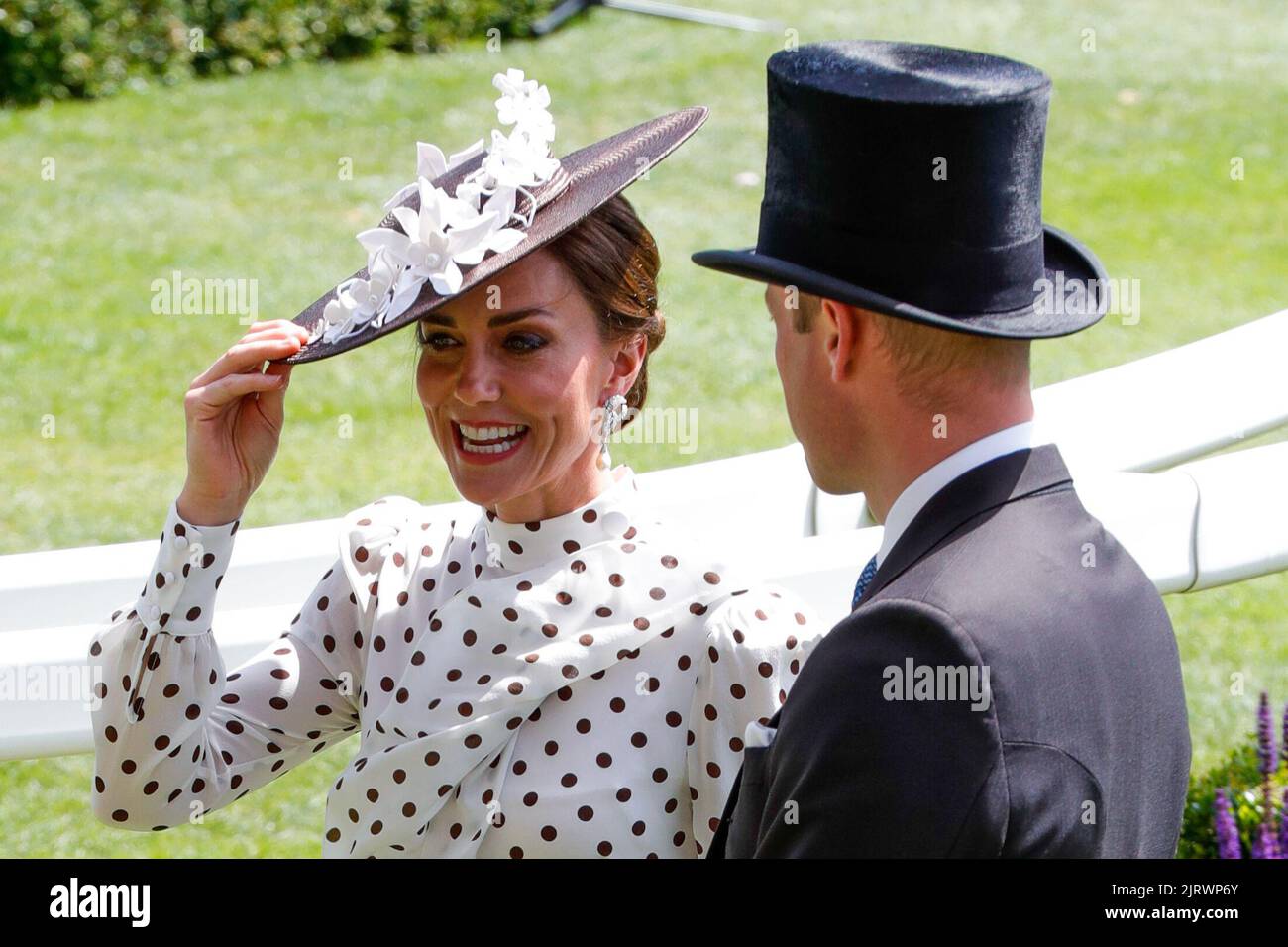 Ascot, UK. 25th Aug, 2022. Kate MIddleton and Prince William attend ...