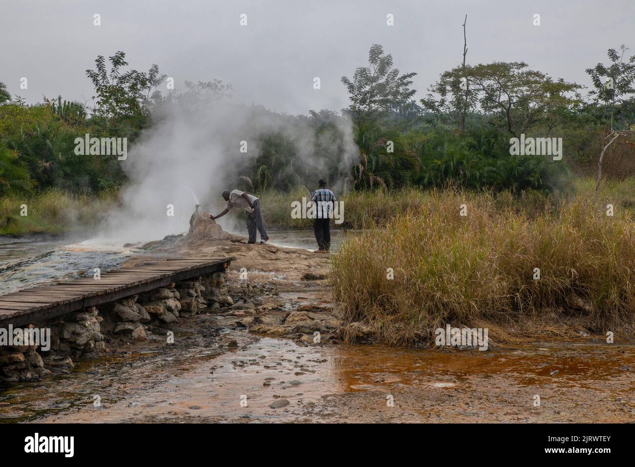 Sempaya hot springs hi-res stock photography and images - Alamy