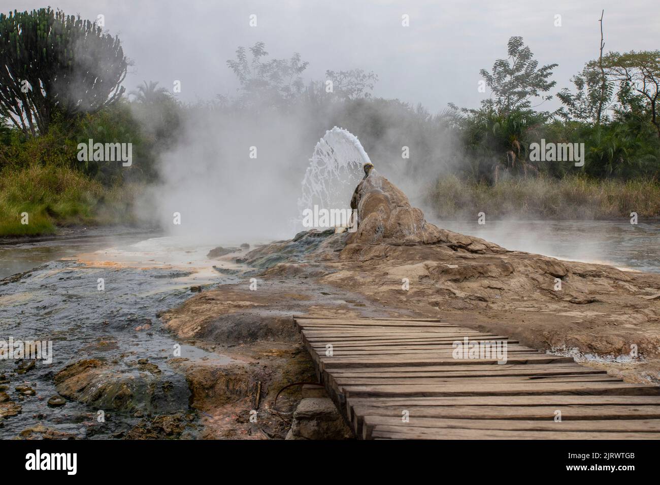 Sempaya hot springs hi-res stock photography and images - Alamy