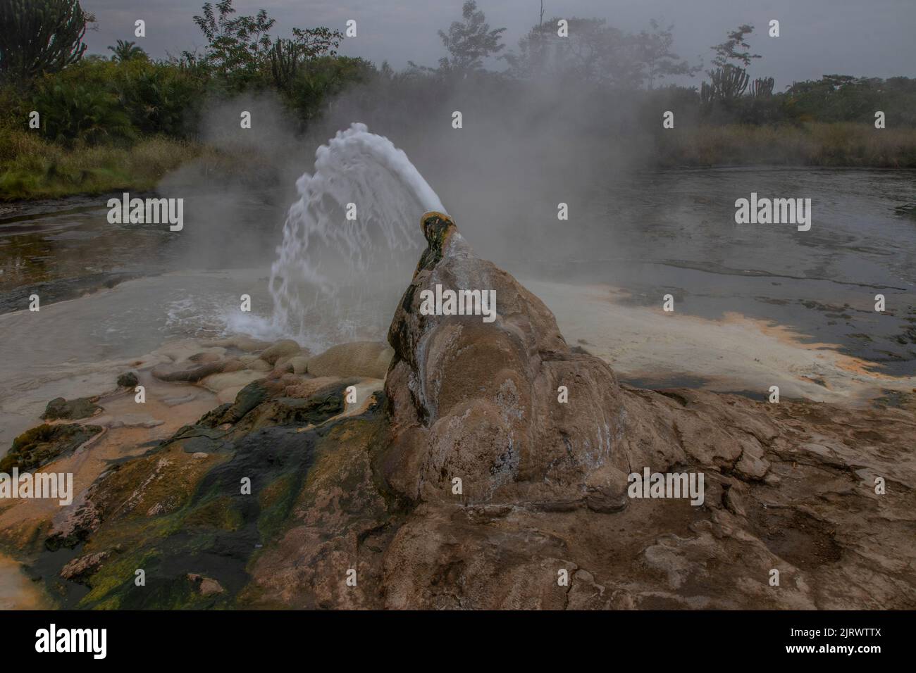 Sempaya hot springs hi-res stock photography and images - Alamy