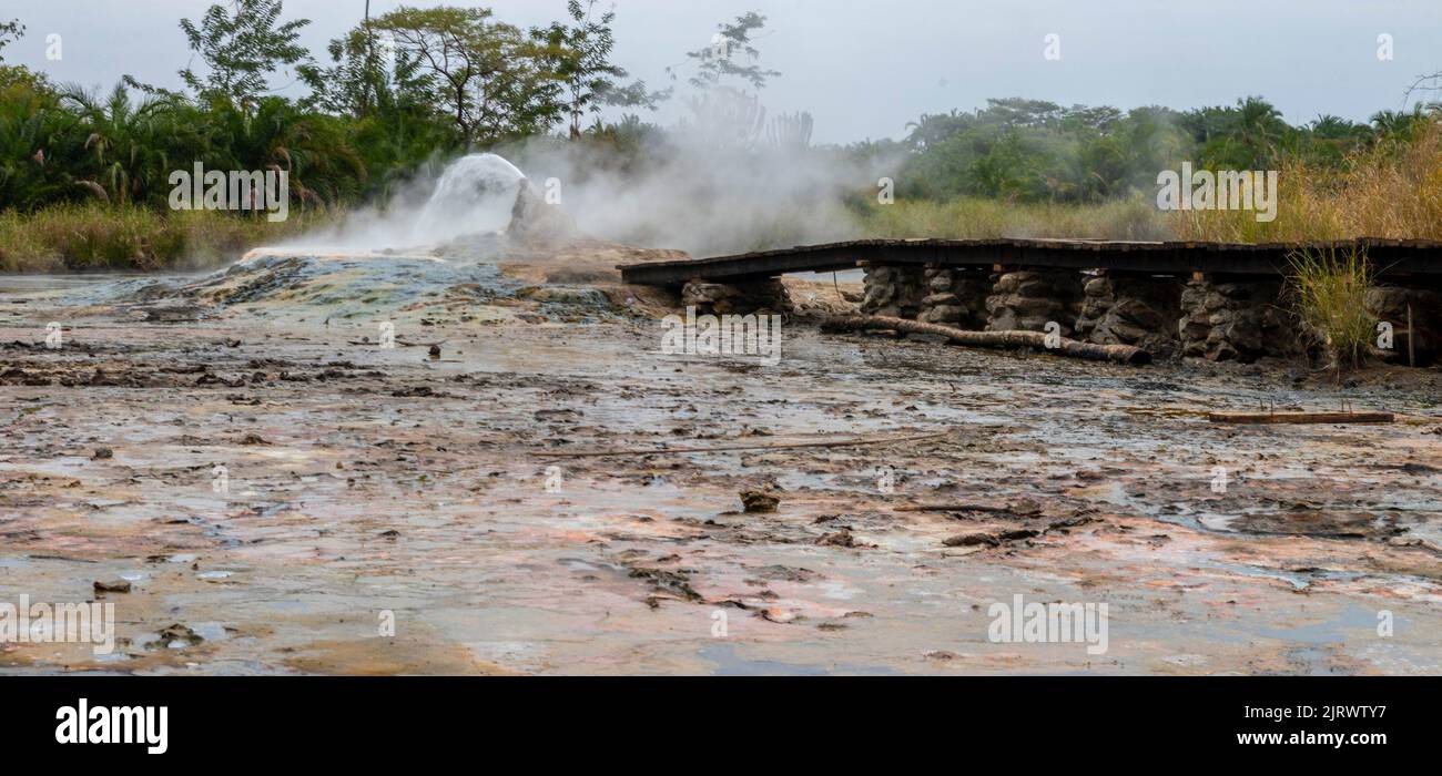 Sempaya hot springs hi-res stock photography and images - Alamy