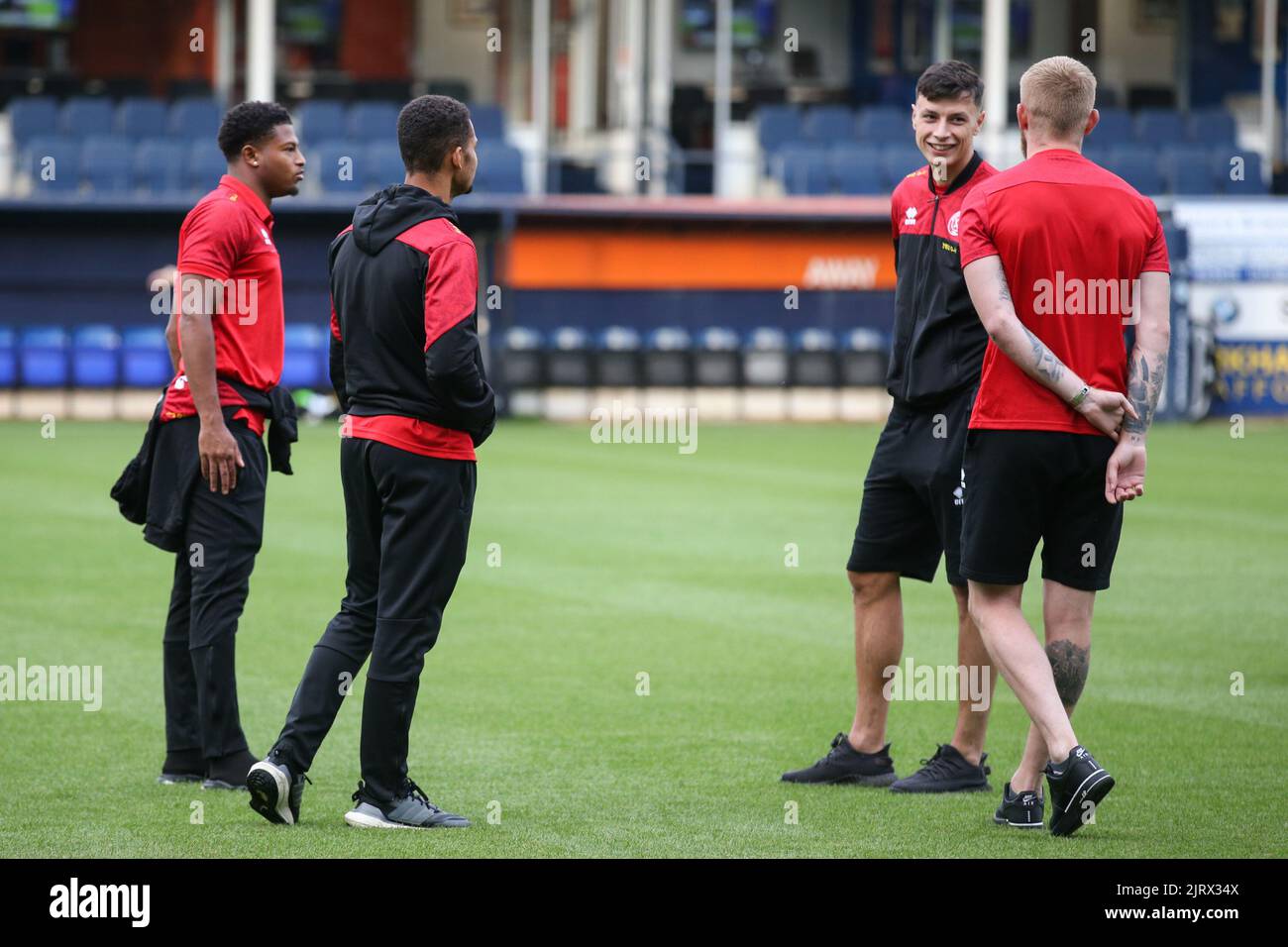 Sheffield united on pitch hi-res stock photography and images - Alamy