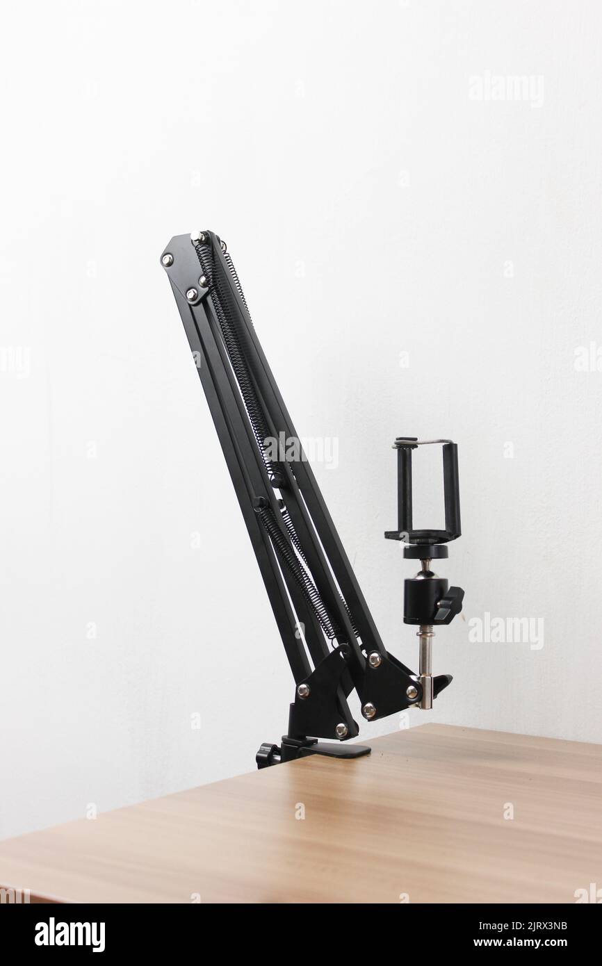 Vertical mic hi-res stock photography and images - Alamy