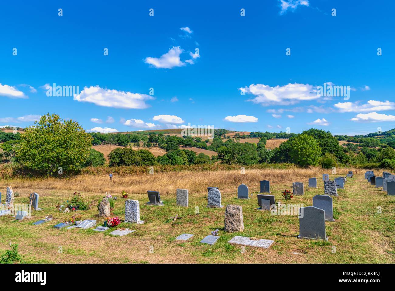 Moretonhampstead church peaceful cemetery St Andrews Dartmoor Devon ...