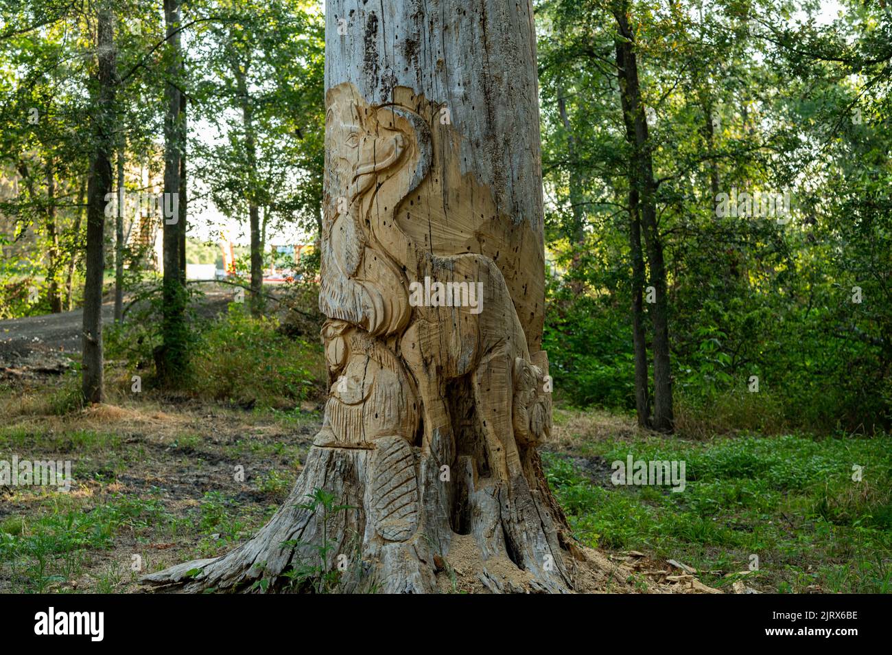 Tree carving at the Chisolm Trail Outdoor Museum Stock Photo - Alamy