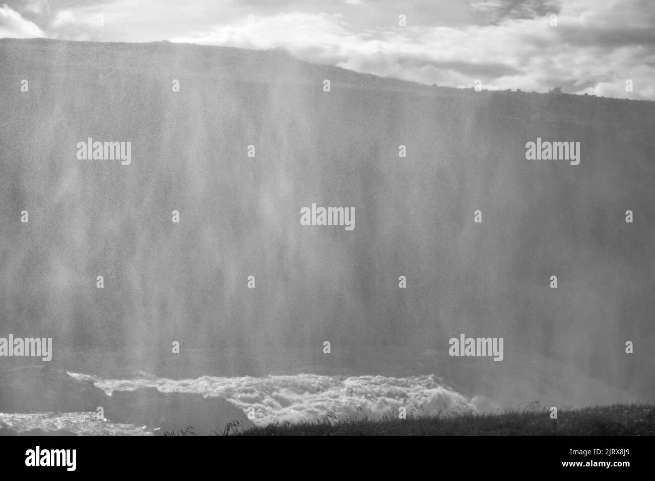 Splash of droplets, water mist - Gullfoss waterfall in Iceland Stock ...