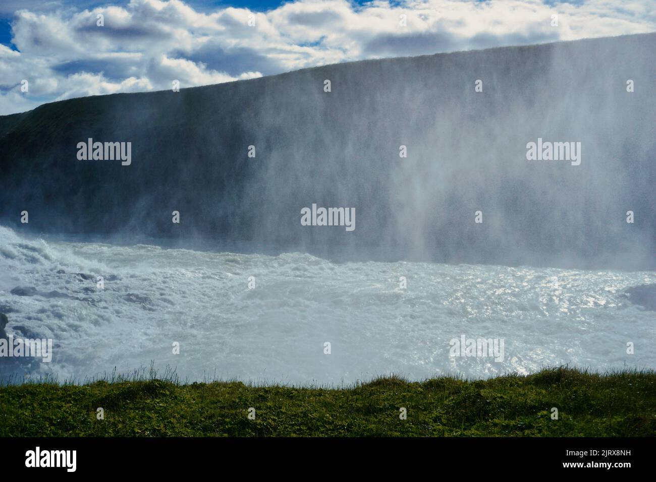 Splash of droplets, water mist - Gullfoss waterfall in Iceland Stock ...