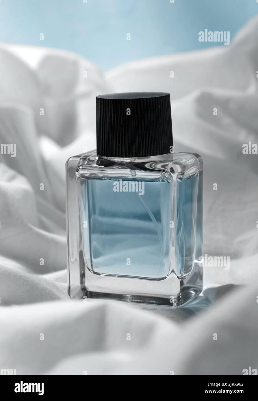 Fragrance sheet hi-res stock photography and images - Alamy