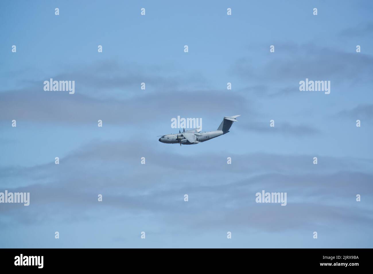 ZM414 RAF Royal Air Force Airbus A400M Atlas military plane circles ...