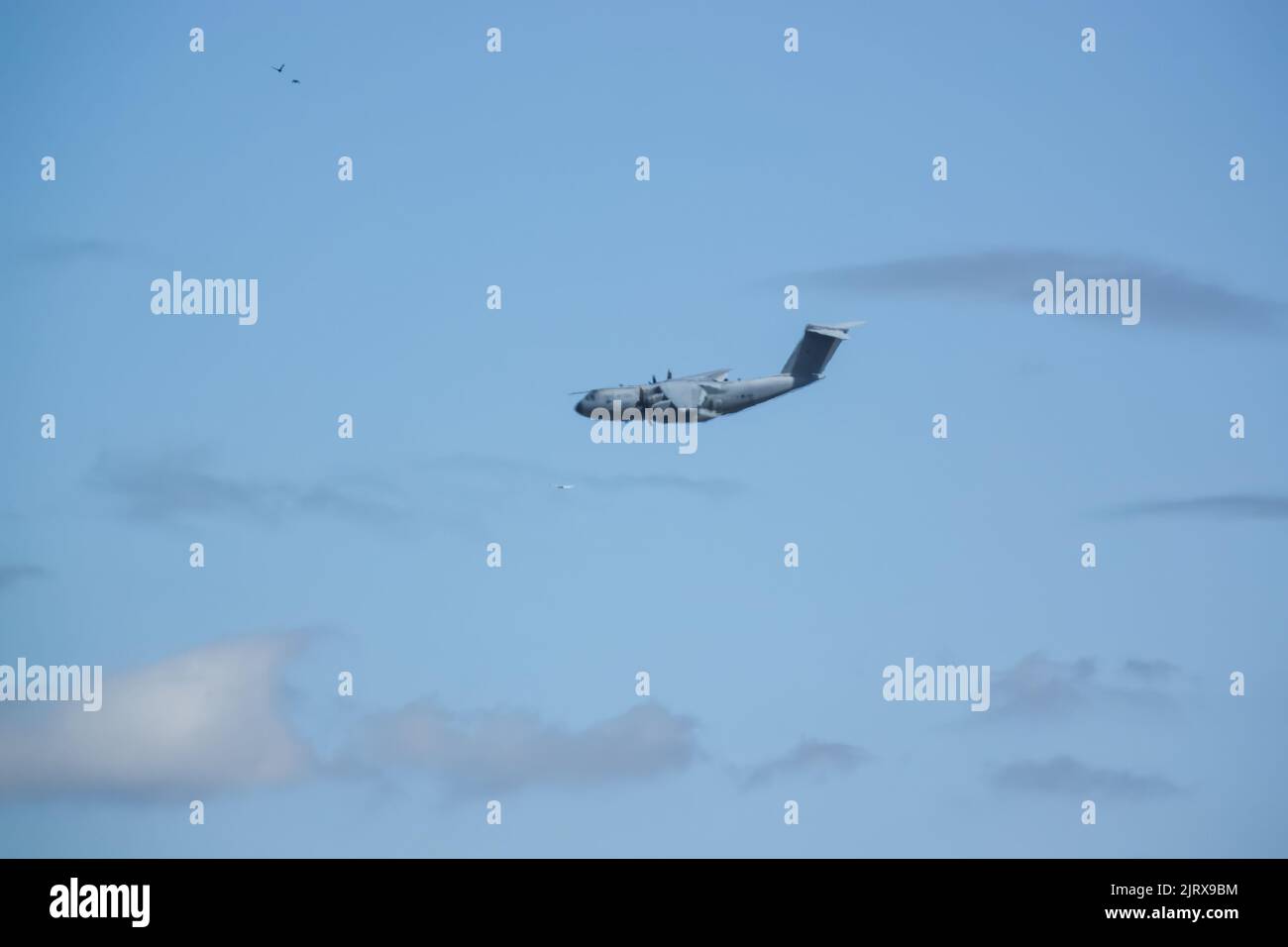 ZM414 RAF Royal Air Force Airbus A400M Atlas military plane circles ...