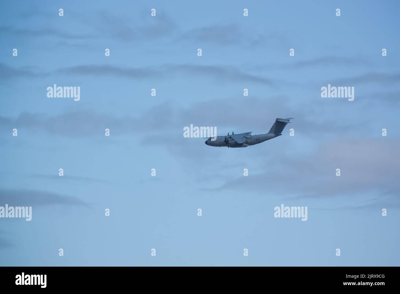 ZM414 RAF Royal Air Force Airbus A400M Atlas military plane circles ...