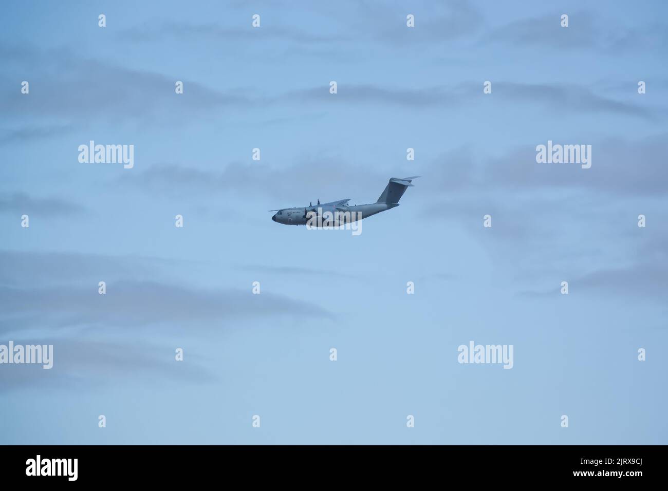 ZM414 RAF Royal Air Force Airbus A400M Atlas military plane circles ...