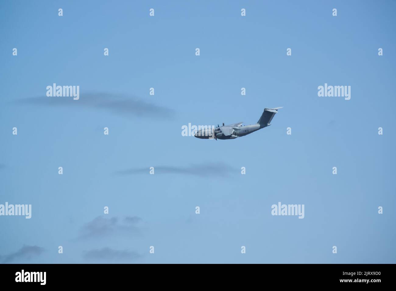 ZM414 RAF Royal Air Force Airbus A400M Atlas military plane circles ...