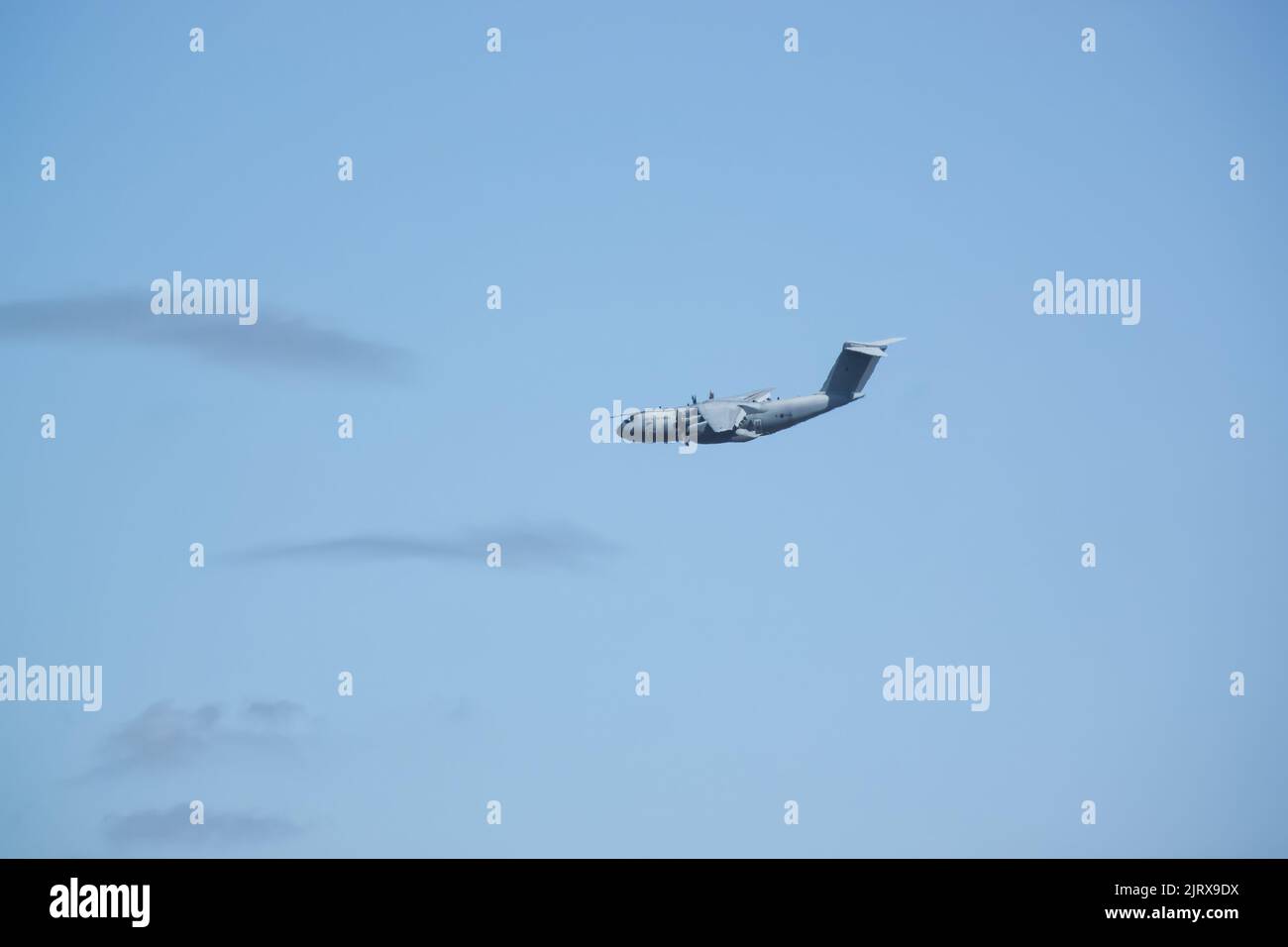 ZM414 RAF Royal Air Force Airbus A400M Atlas military plane circles ...