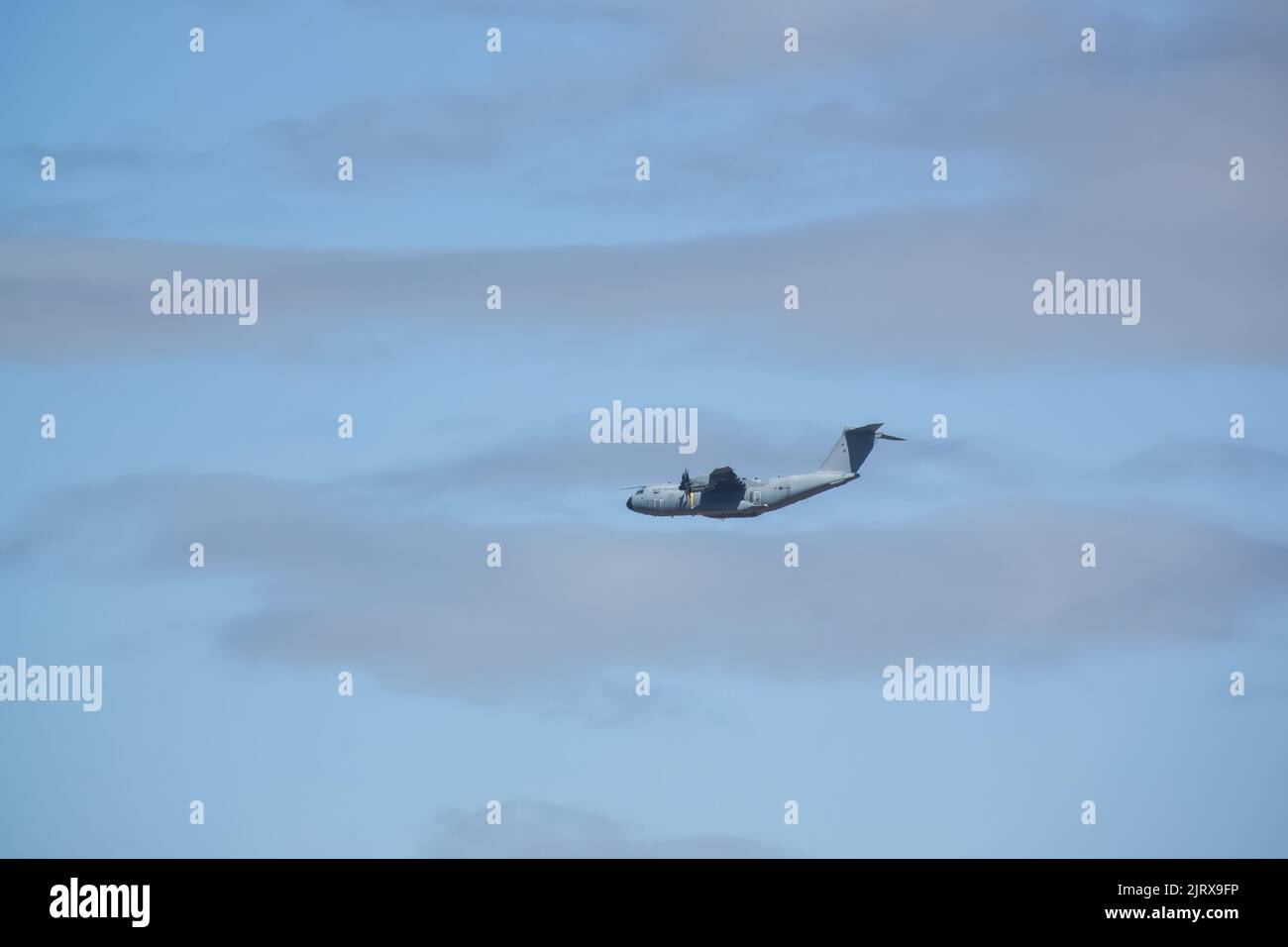 ZM414 RAF Royal Air Force Airbus A400M Atlas military plane circles ...