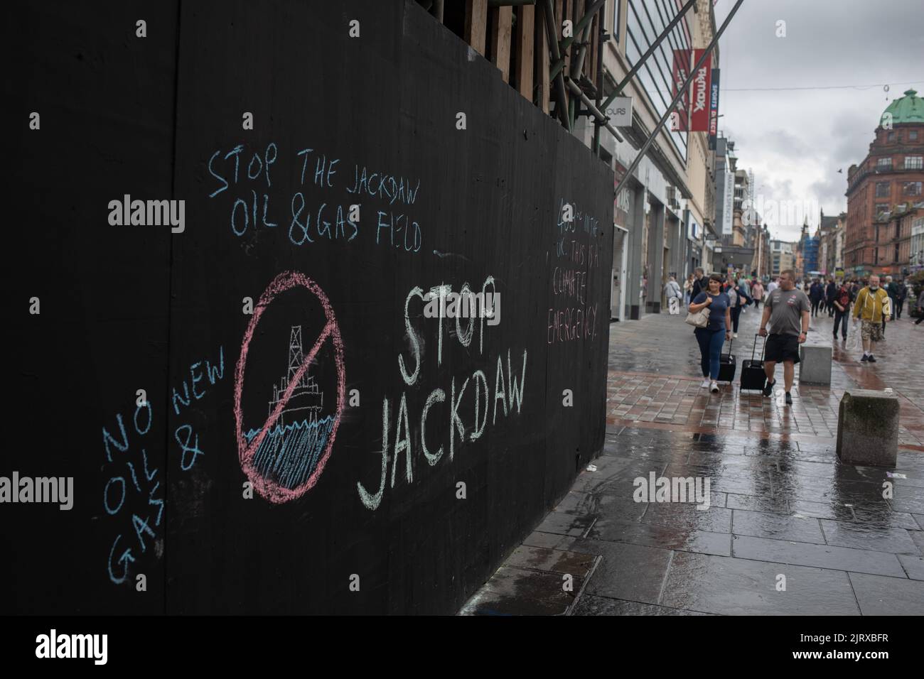 Climate change slogans hi-res stock photography and images - Alamy