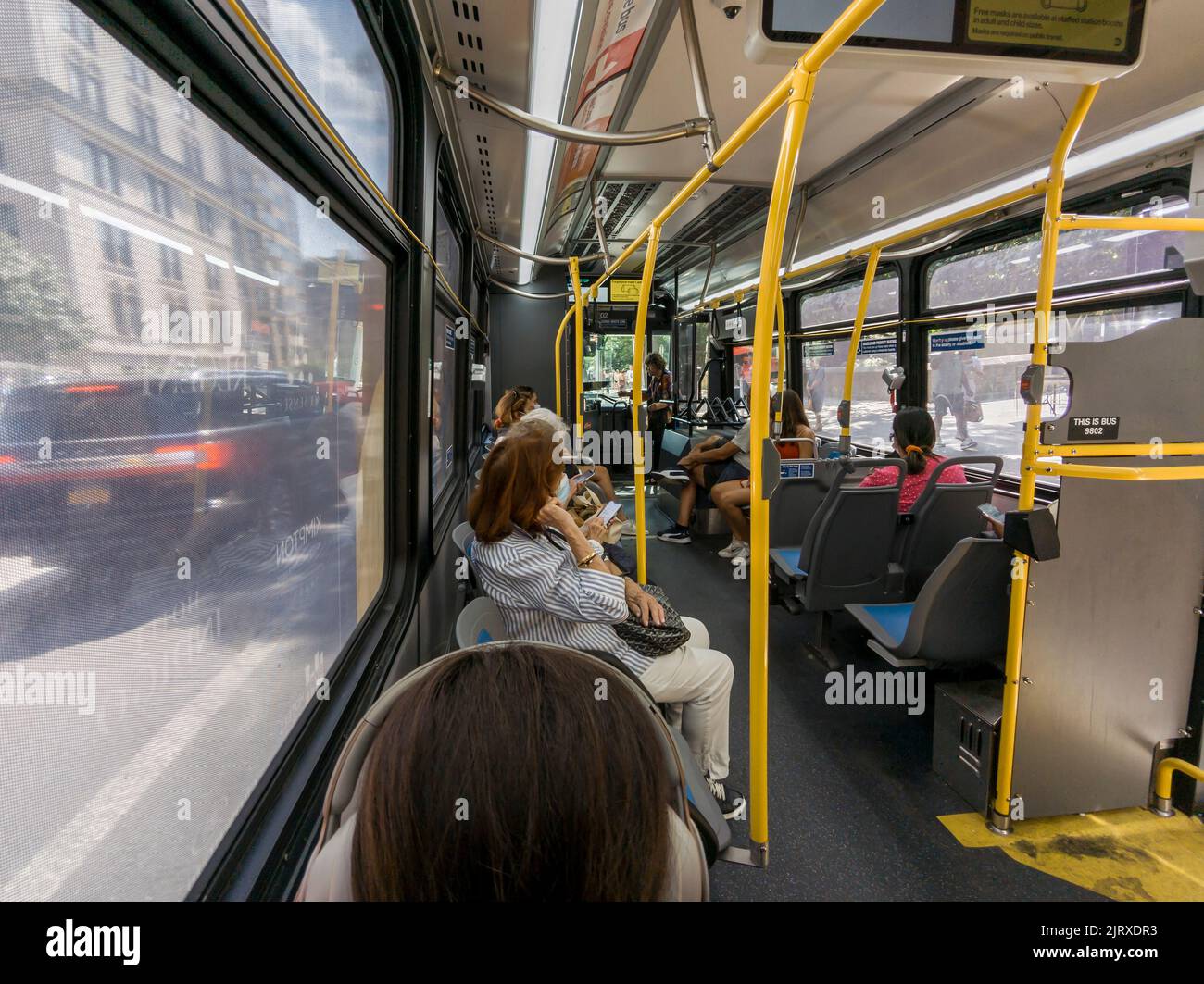 Transport public new york city m3 mta bus hi-res stock photography and images - Alamy