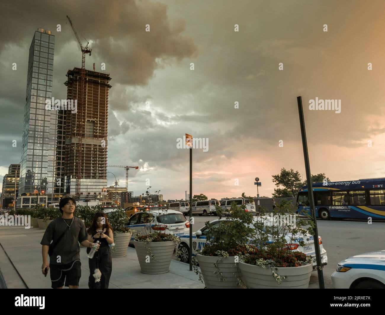 Sunset over development in the Hudson Yards area and the West Side in ...