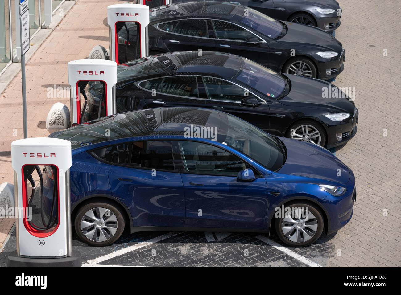 Evs logos hi-res stock photography and images - Alamy