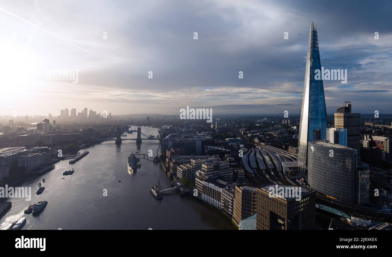 Renzo piano the shard aerial hi-res stock photography and images - Alamy