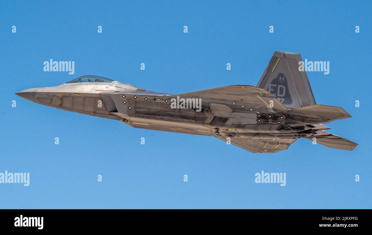 An F-22 Raptor from the 411th Flight Test Squadron, 412th Test Wing ...