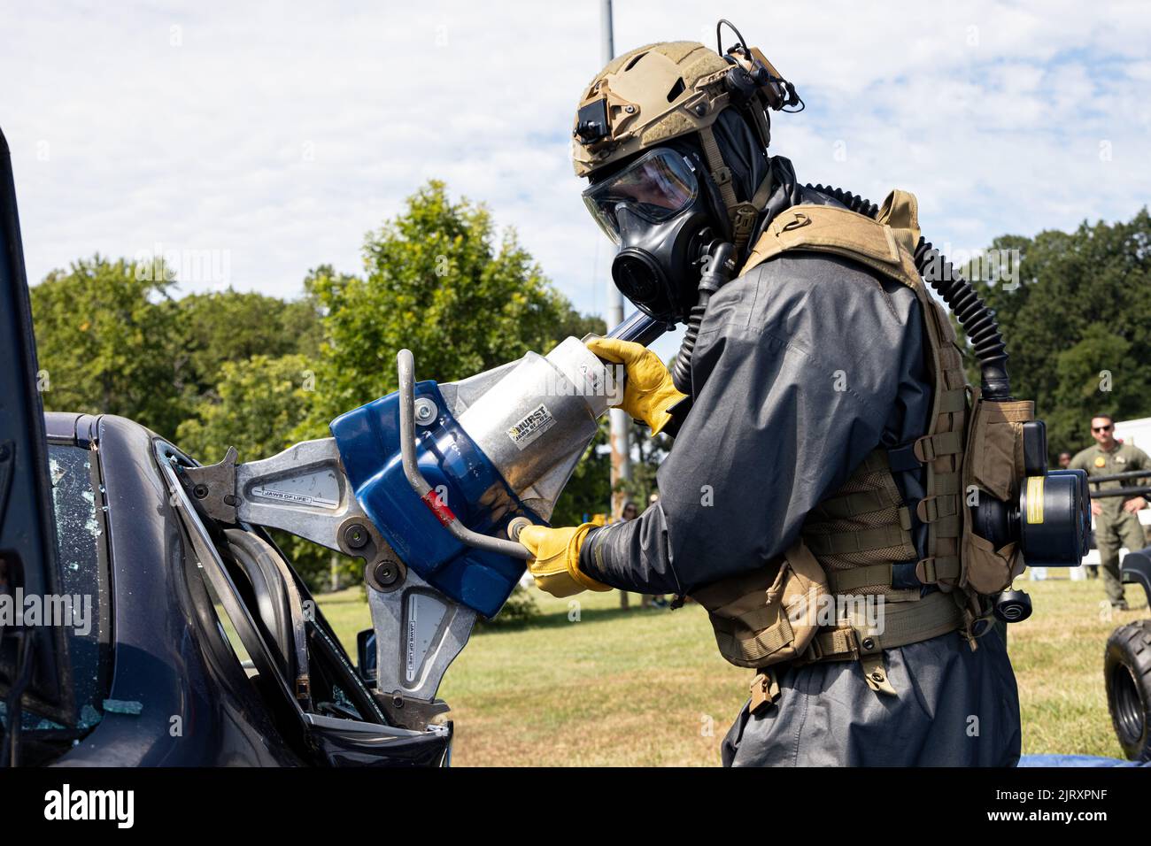 U.S. Marines and Sailors with Chemical Biological Incident Response ...