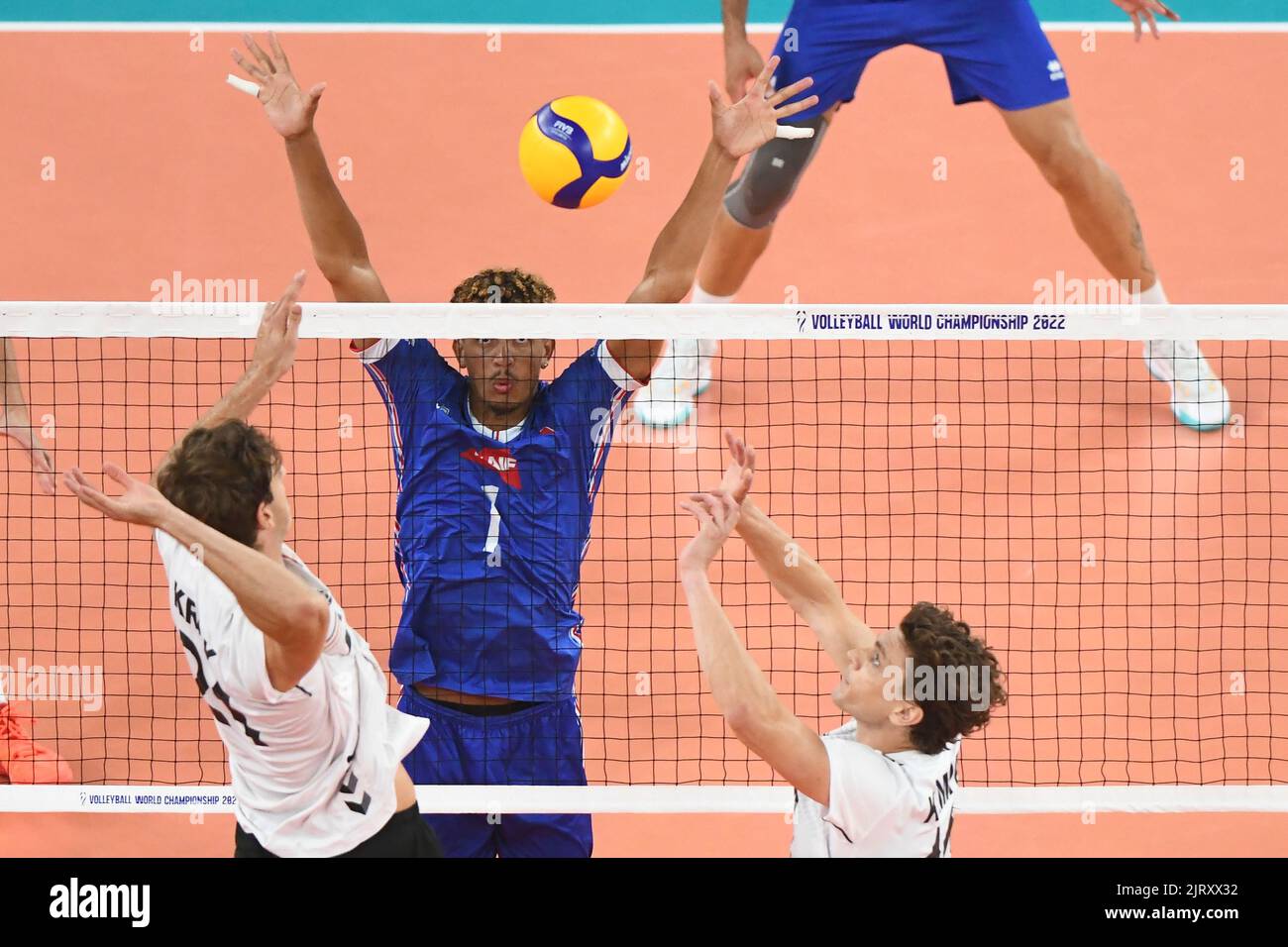 Barthelemy Chinenyeze (France); Lukas Kampa, Tobias Krick (Germany ...