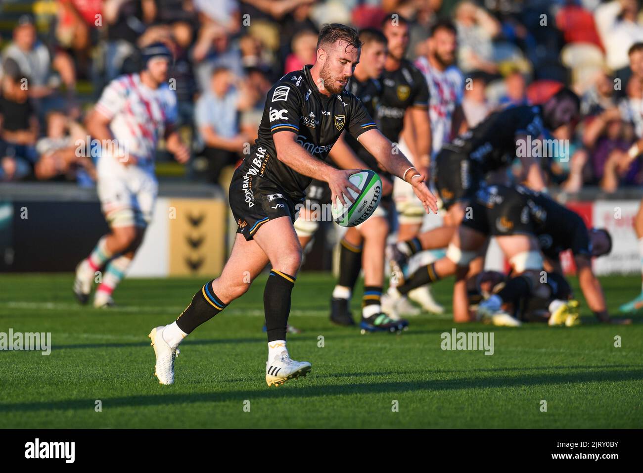 JJ Hanrahan of Dragons Rugby, in action during the game Stock Photo - Alamy