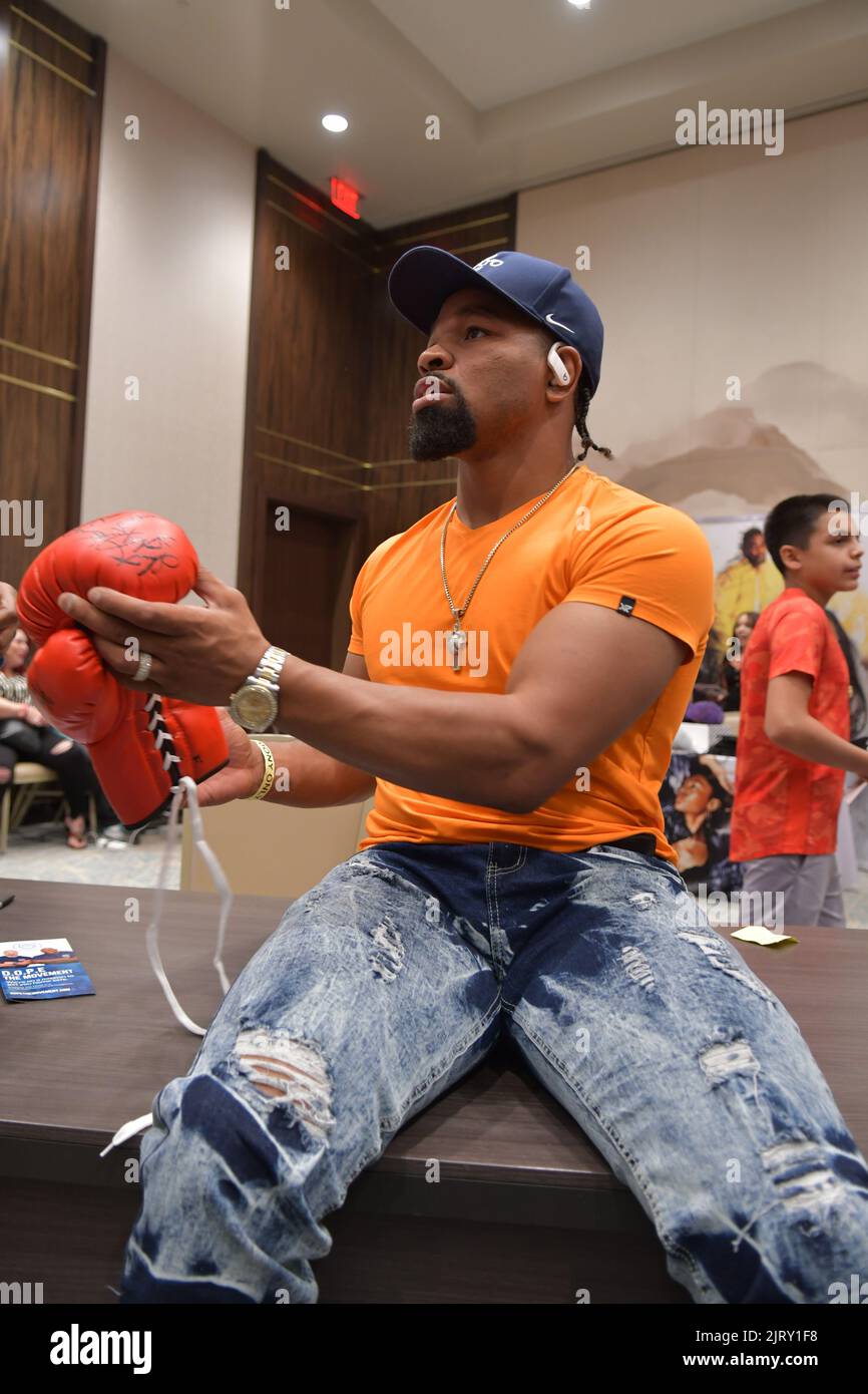 Las Vegas, NV, USA. 26th Aug, 2022. - Shawn Porter at the Nevada Boxing ...