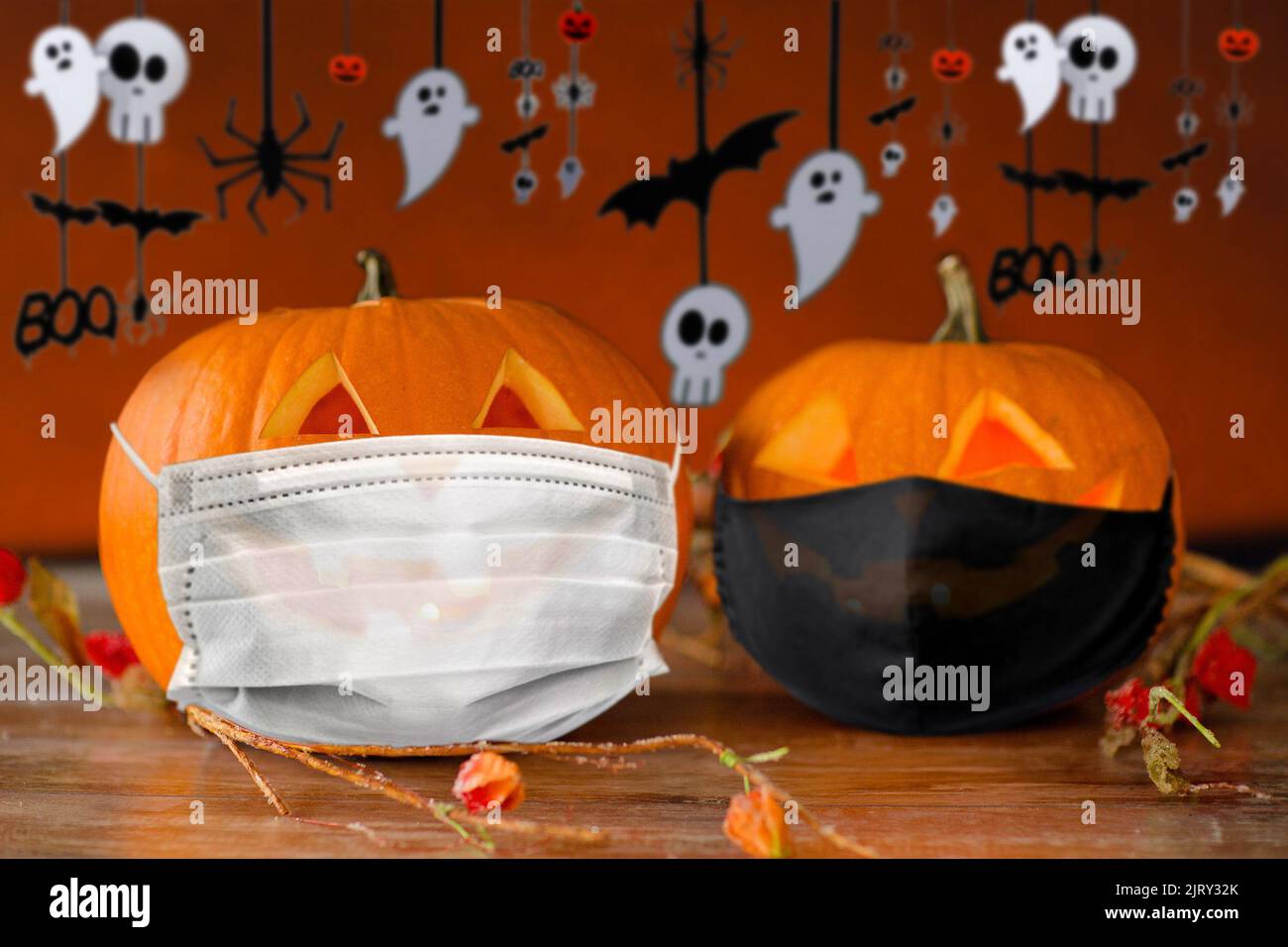 Masks lantern hi-res stock photography and images - Alamy