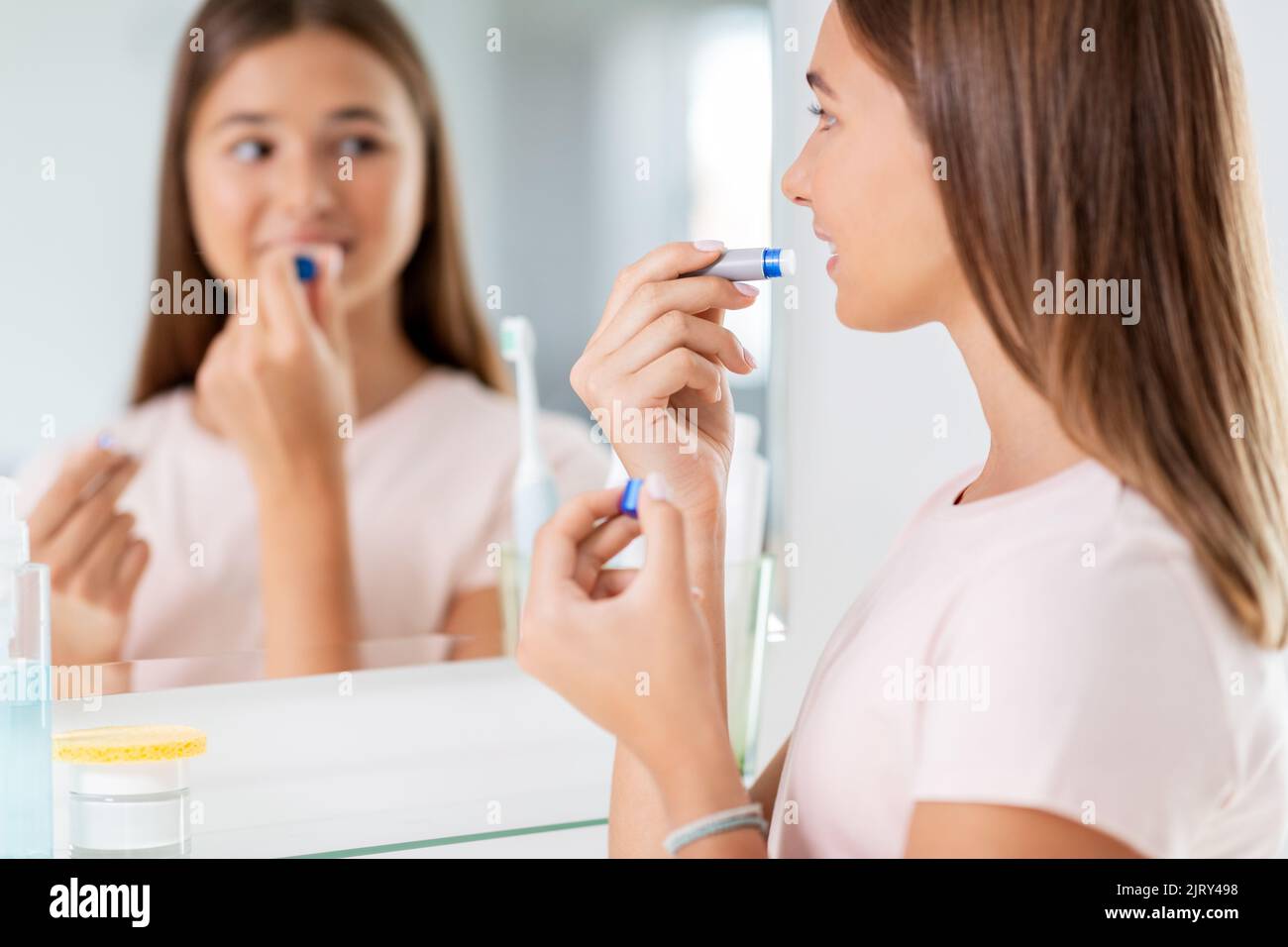Lip balm kid hi-res stock photography and images - Alamy