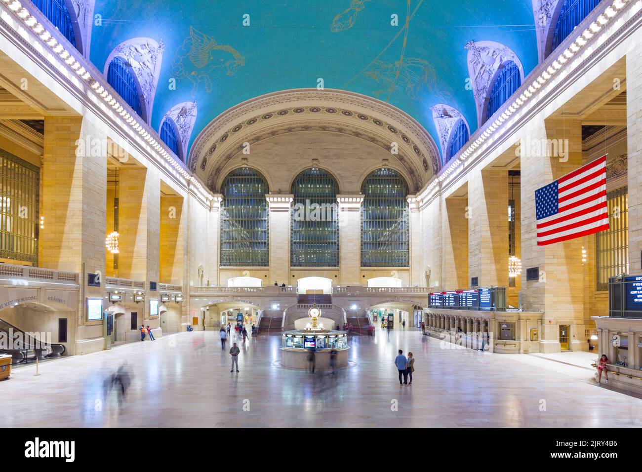 The main concourse of Grand Central Terminal (also known as Grand ...