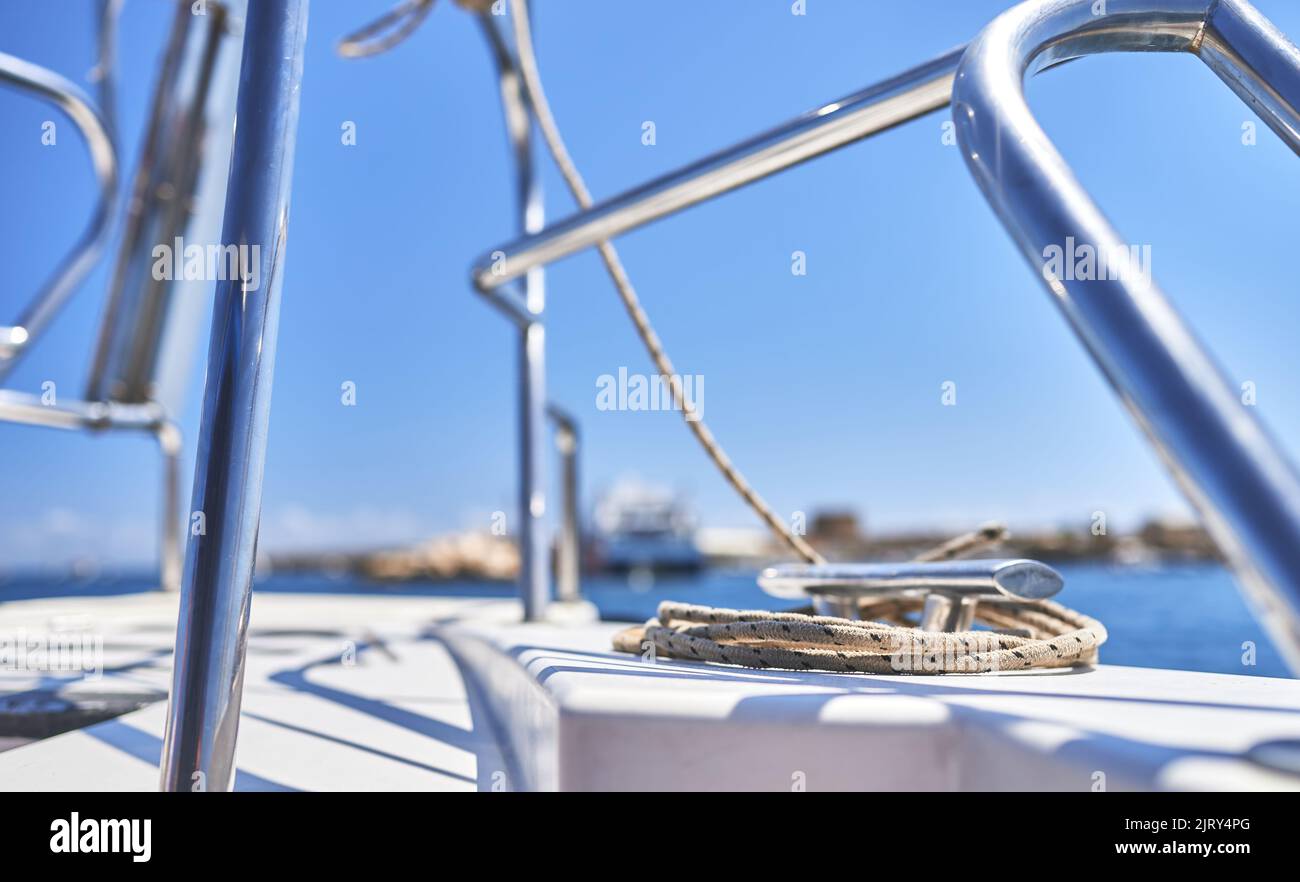Cruise tied to a cleat hi-res stock photography and images - Alamy