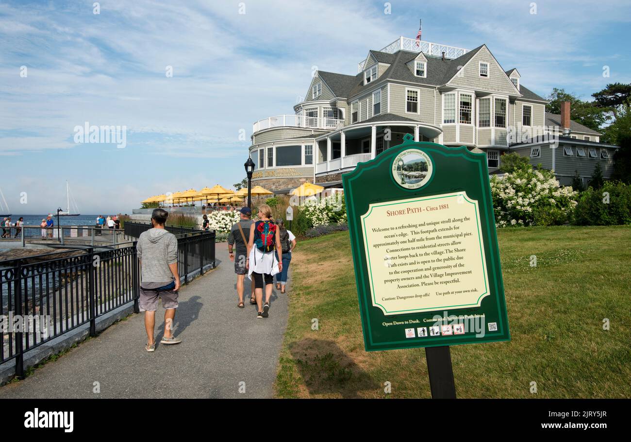 Bar Harbor, Maine, USA. Pedestrians on the Shore Path along the coast ...