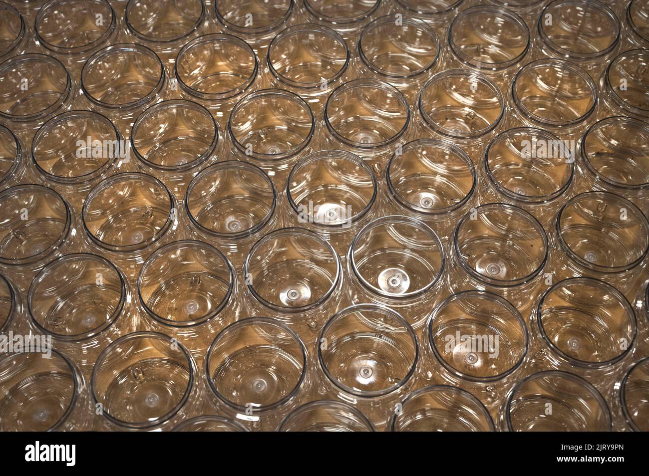 Atlanta, Georgia, USA. 3rd Aug, 2022. Worker packs just-finished wide ...